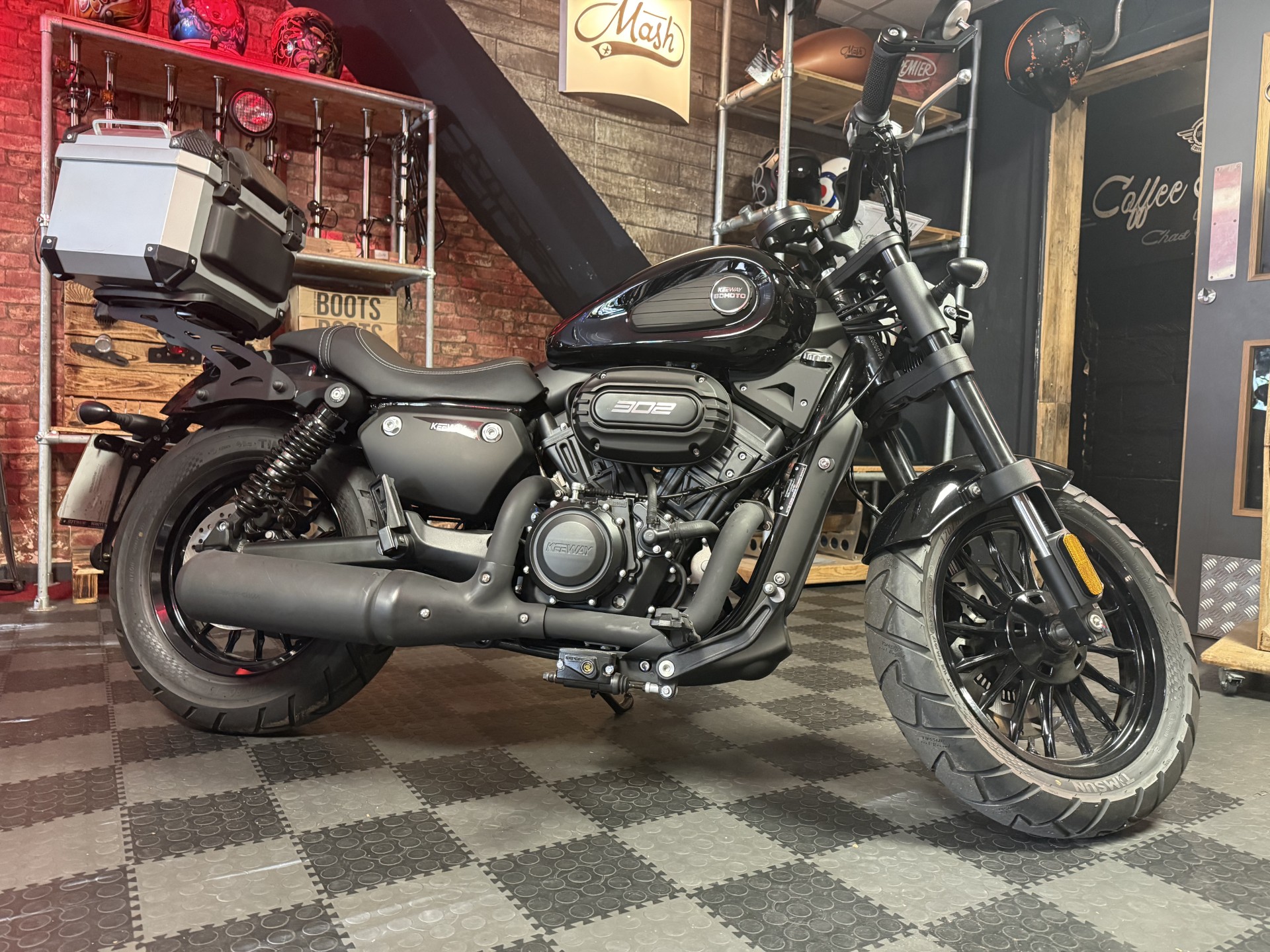 Keeway V302C Cruiser Motorcycle